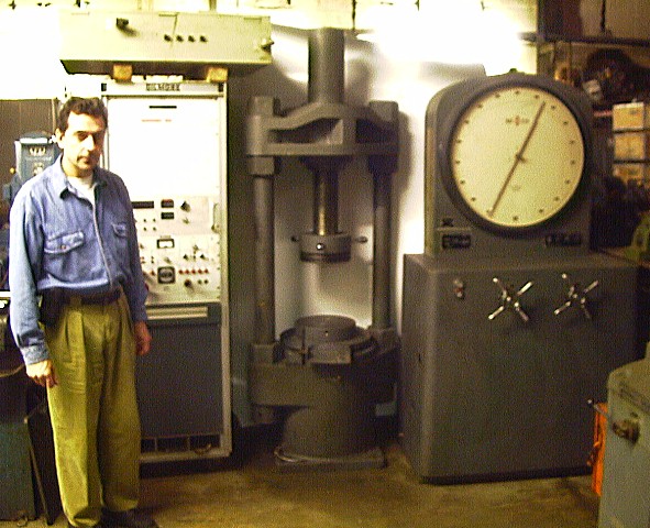 Tester Compression Tinius-Olsen